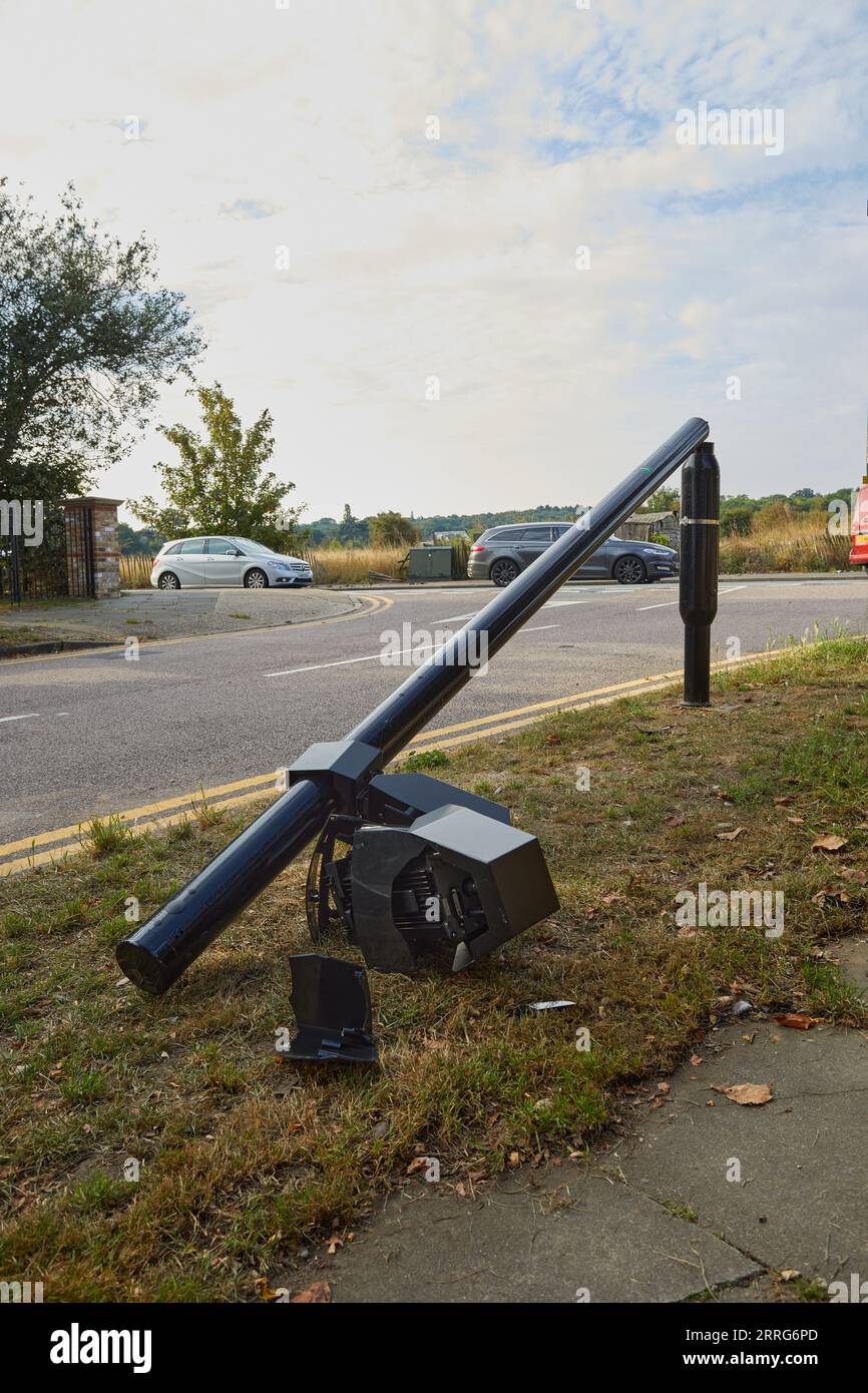 Bent ulez camera pole hi-res stock photography and images - Alamy