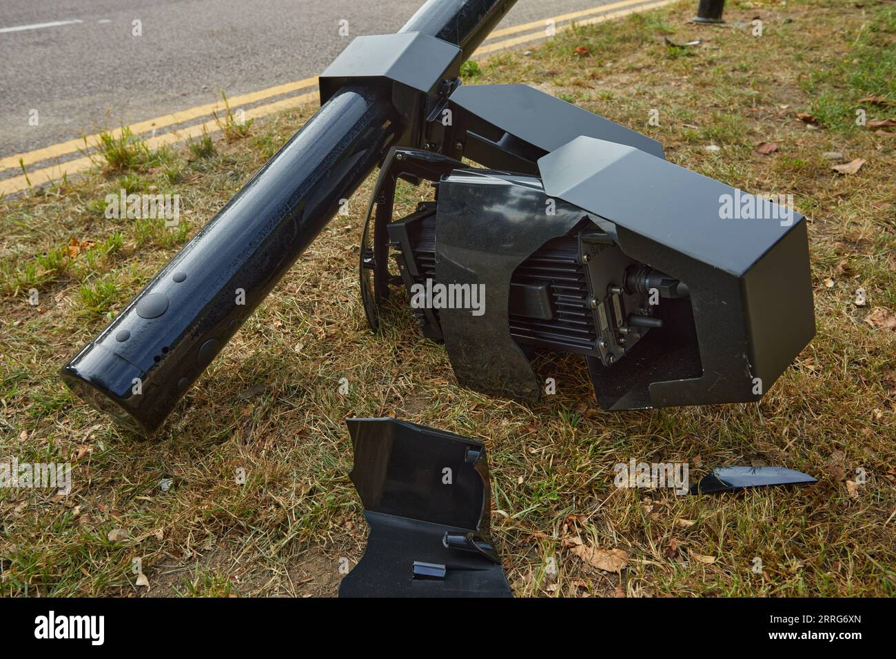 Demolished ulez camera hi-res stock photography and images - Alamy