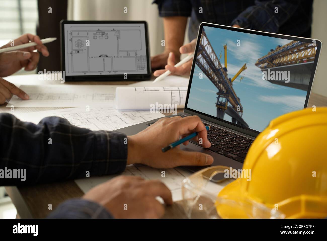 Construction concepts engineer architect hi-res stock photography and ...