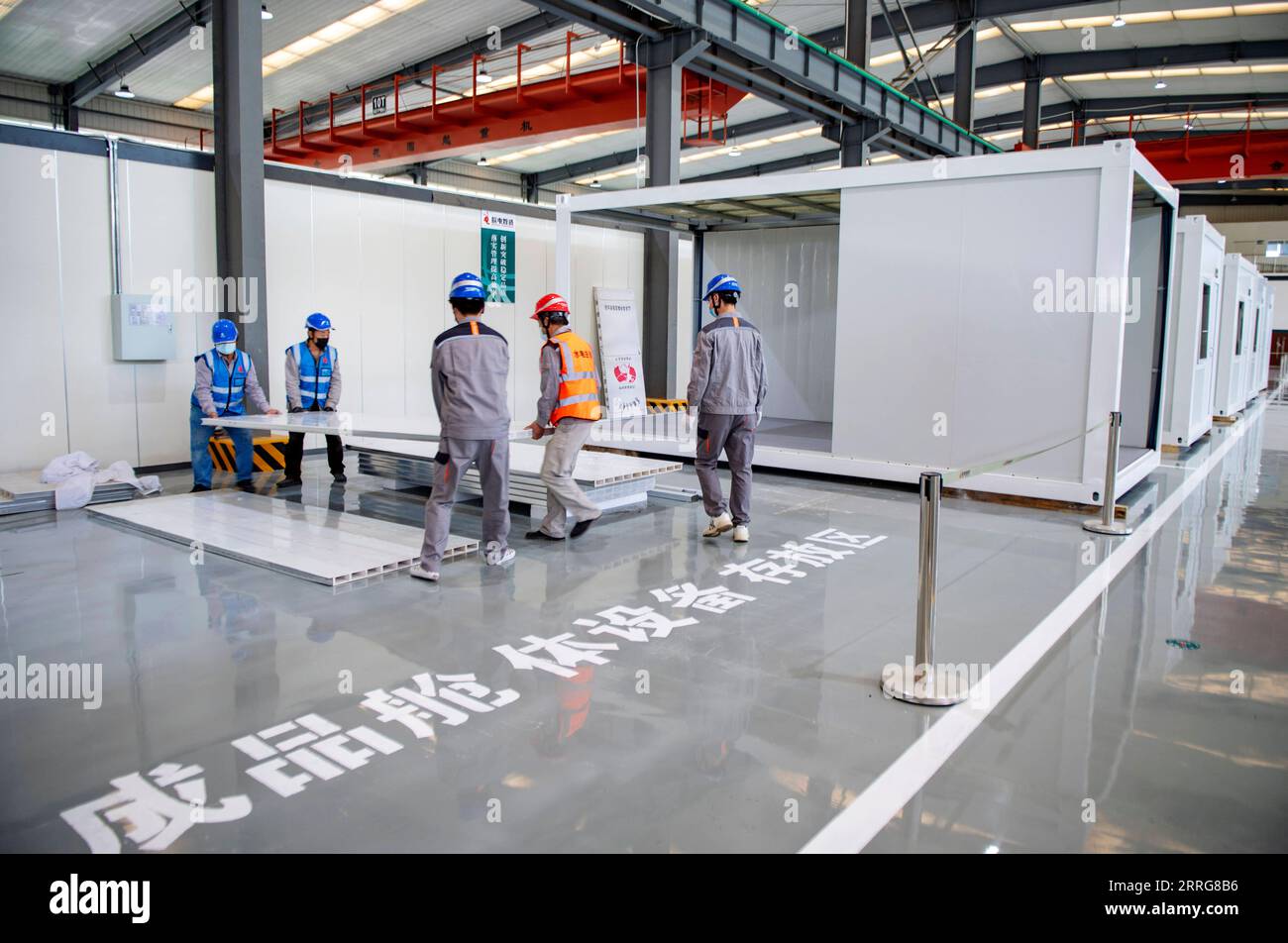 Supply substation modularized hi-res stock photography and images - Alamy