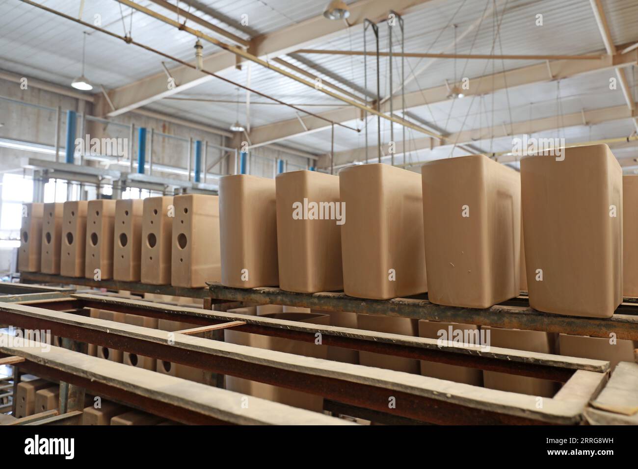 Sanitary ware hi-res stock photography and images - Alamy