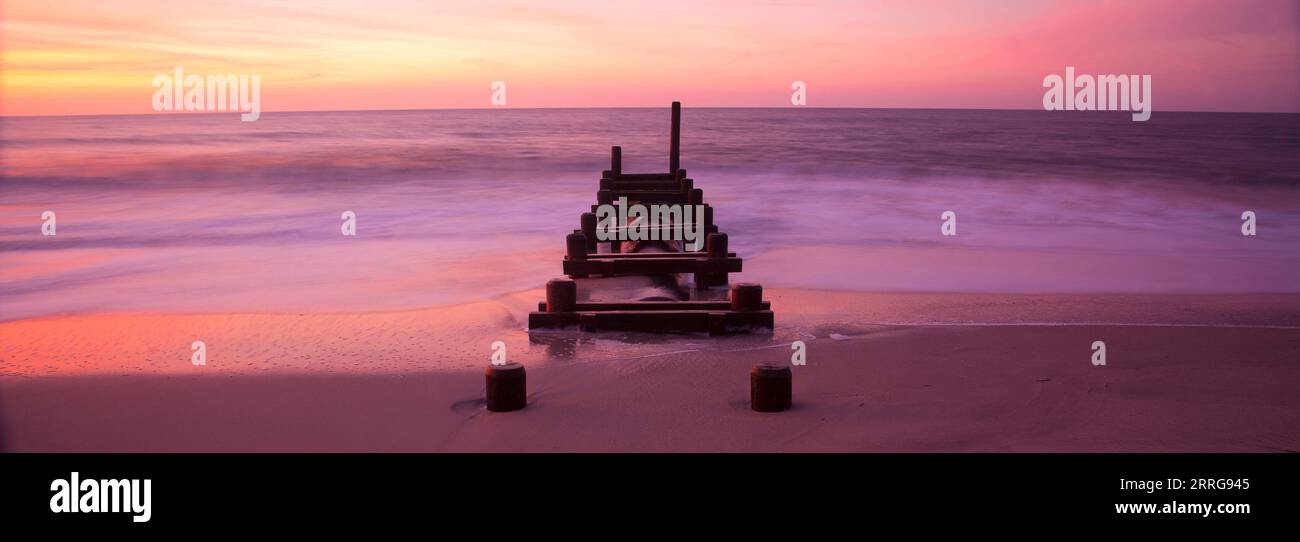 Cape may new beach scene hi-res stock photography and images - Alamy