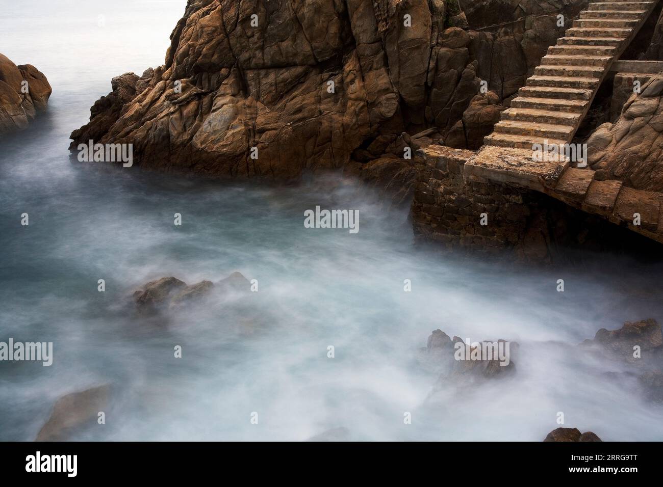 Stairs into mist hi-res stock photography and images - Alamy