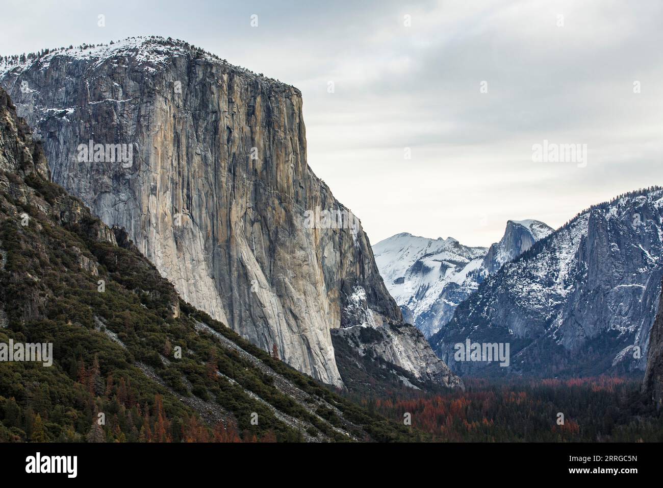 El Capitan and Half Dome in winter in Yosemite National Park Stock ...