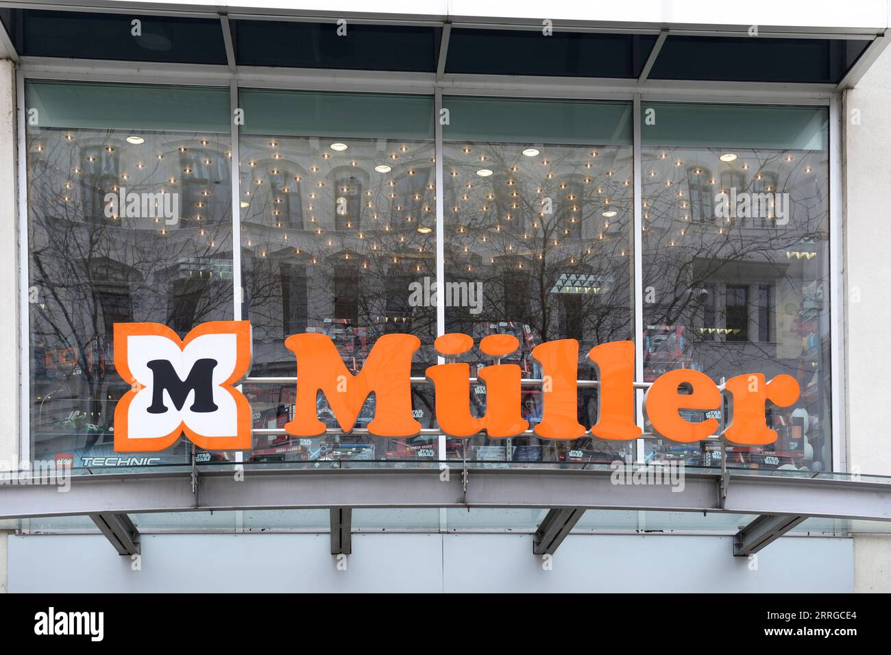 Müller logo hi-res stock photography and images - Alamy