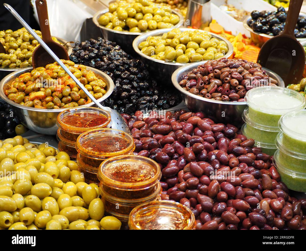 Jerusalem market hi-res stock photography and images - Alamy