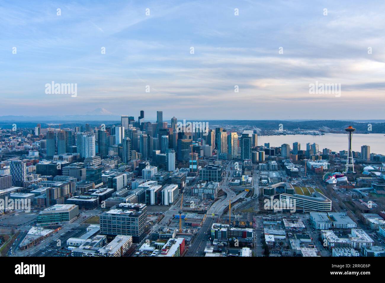 Seattle washington olympic mountain sunset hi-res stock photography and ...