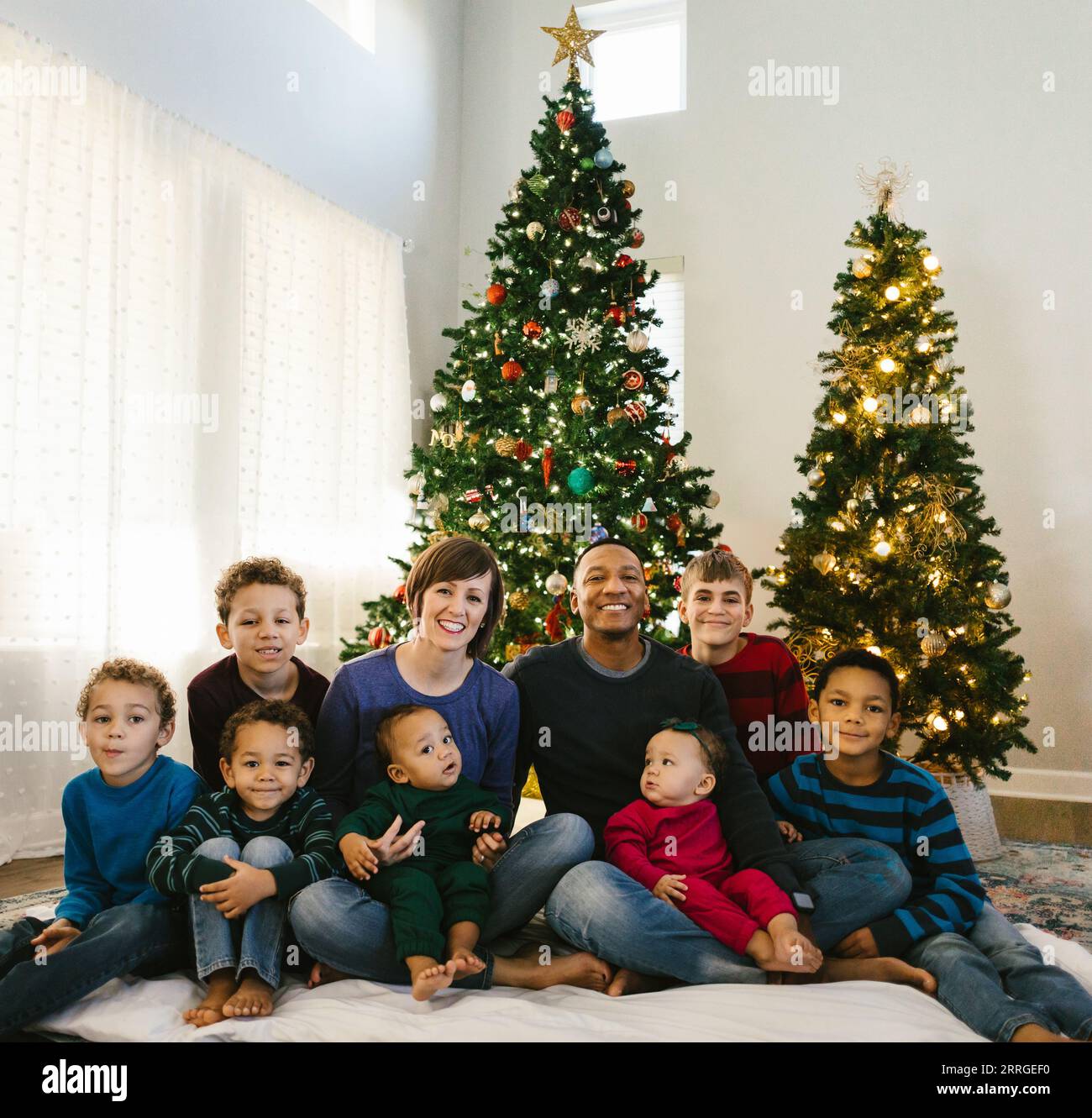 Diverse family hi-res stock photography and images - Alamy