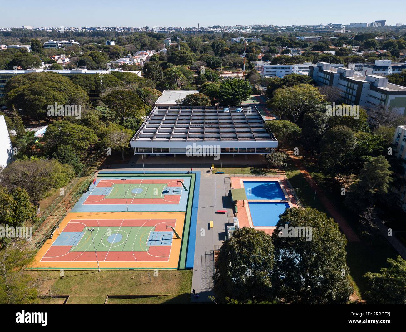 Beautiful school building hi-res stock photography and images - Alamy