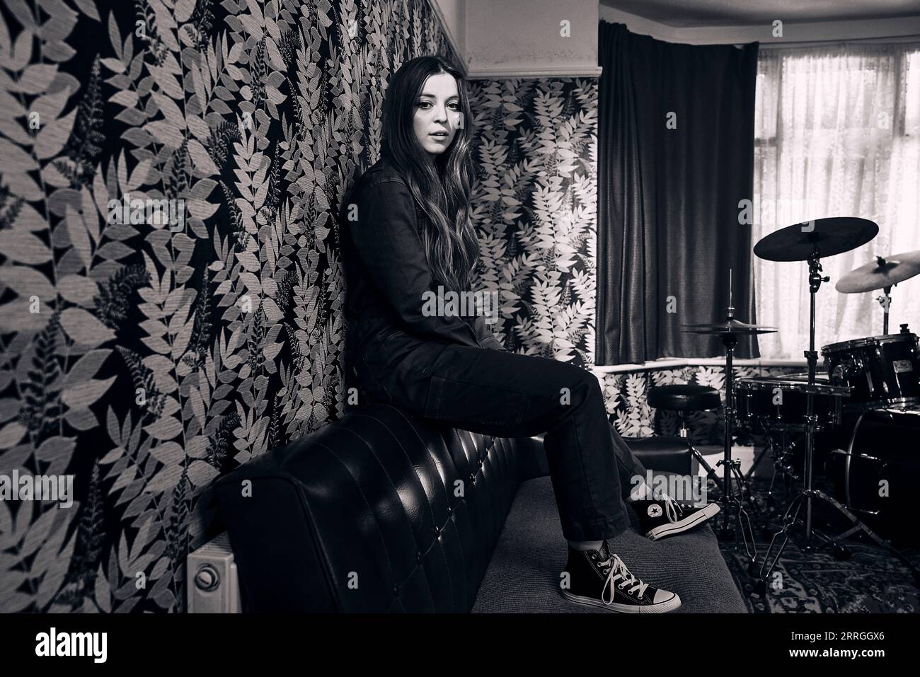 Jade bird singer hi-res stock photography and images - Alamy