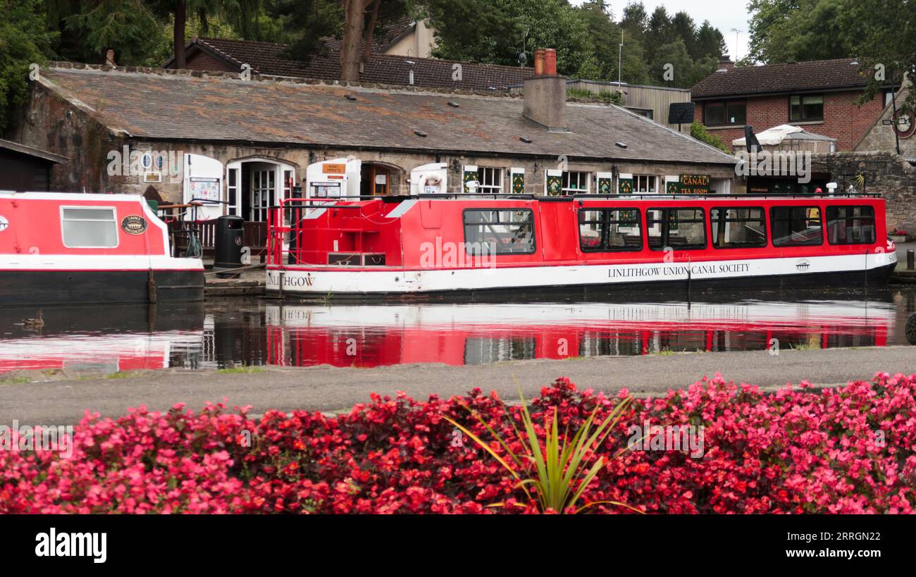 Linlithgow Canal Centre Stock Photo - Alamy