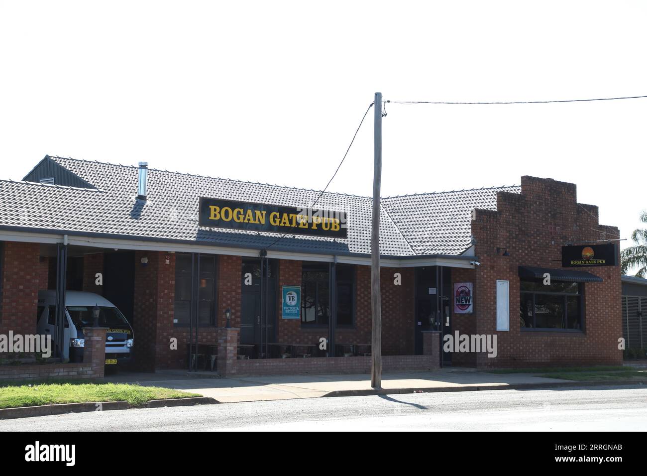 Station hotel parkes hi-res stock photography and images - Alamy