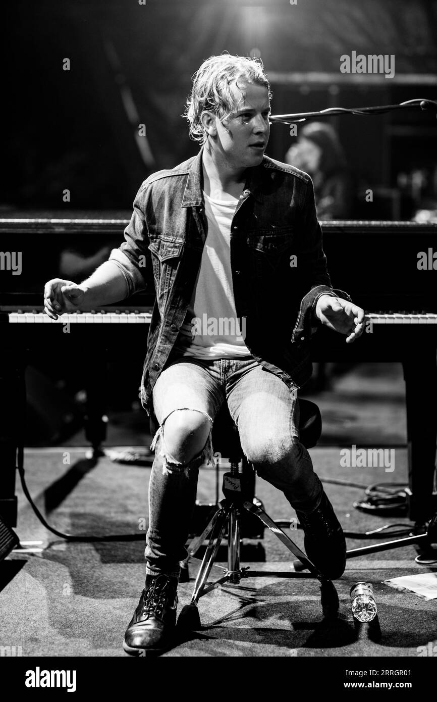 Forest concert Black and White Stock Photos & Images - Alamy