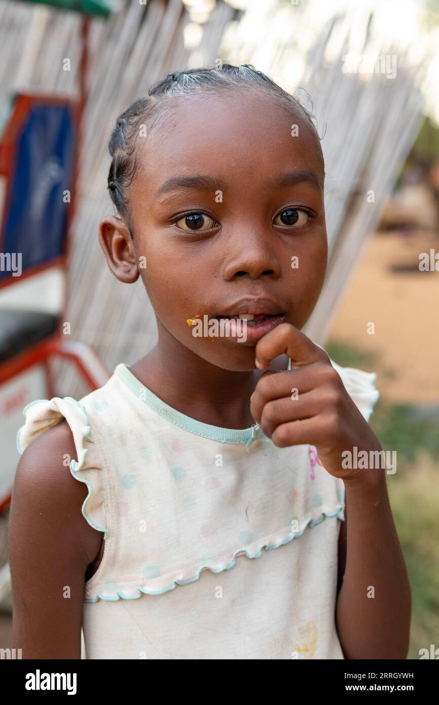 Beautiful malagasy girl madagascar hi-res stock photography and images ...
