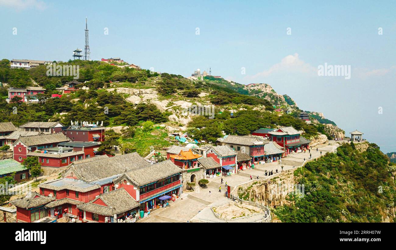 Famous scenic spots in shandong province hi-res stock photography and ...