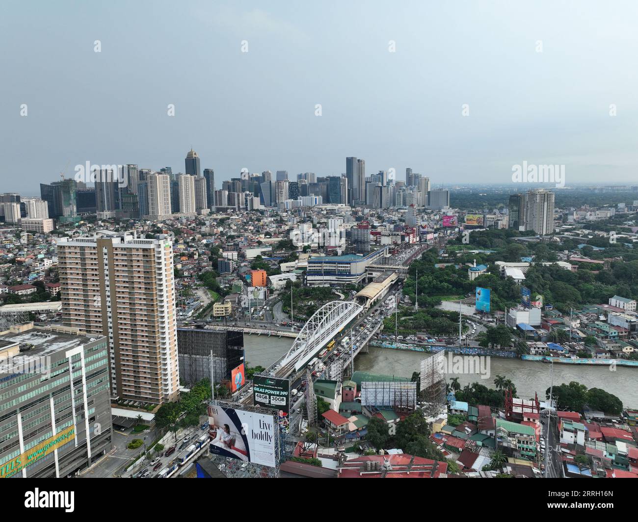 Edsa traffic hi-res stock photography and images - Alamy