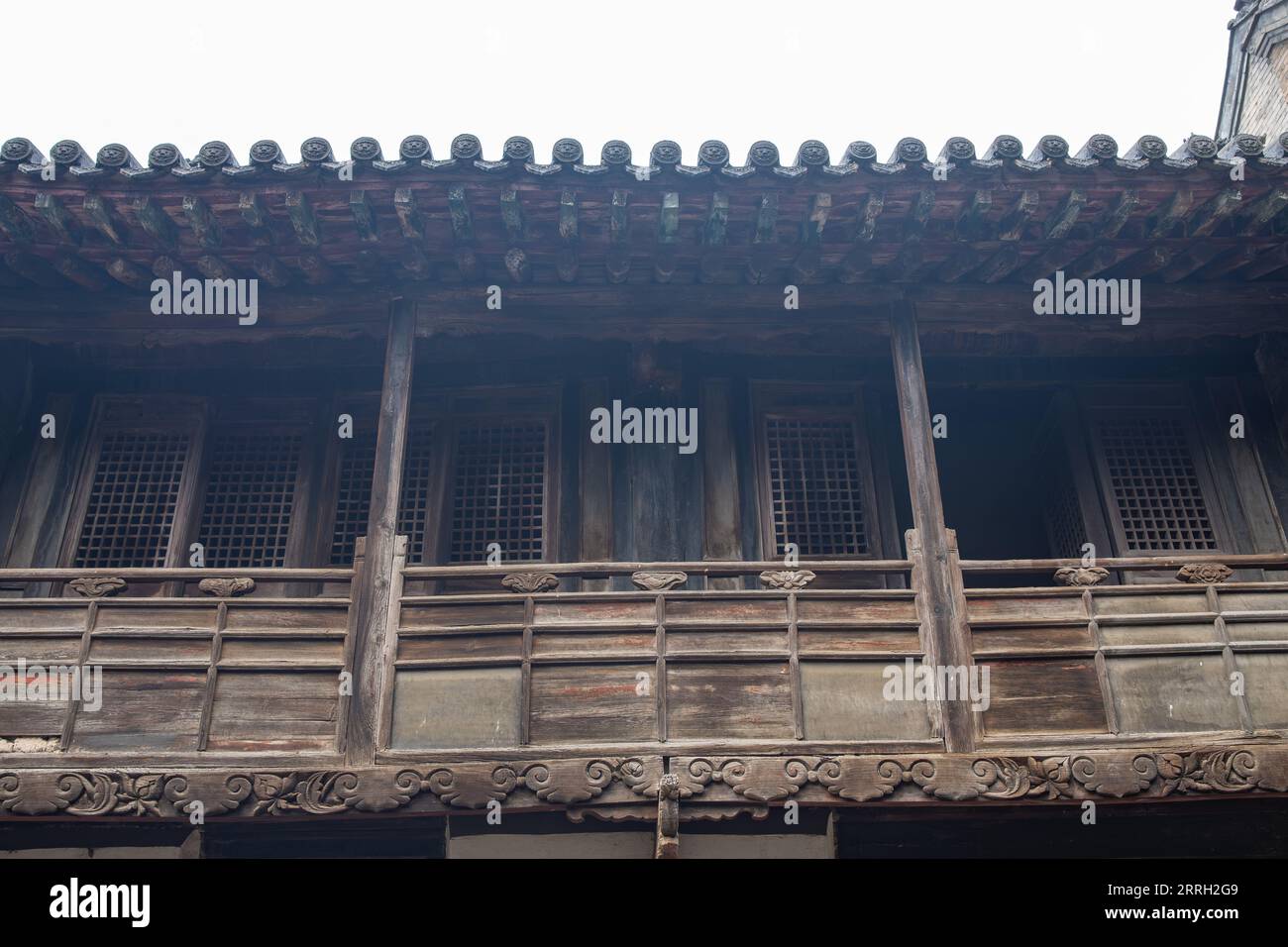 top part of a traditional Chinese temple Stock Photo - Alamy
