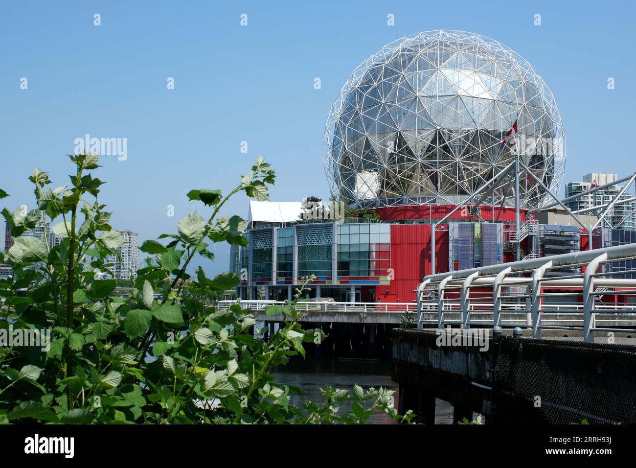 Skytray hi-res stock photography and images - Alamy