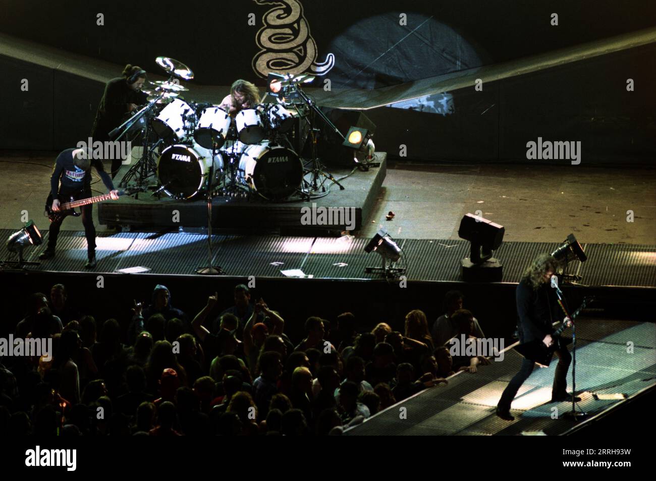 Turin Italy 1993-06-22 : The Metallica band during the concert at the ...