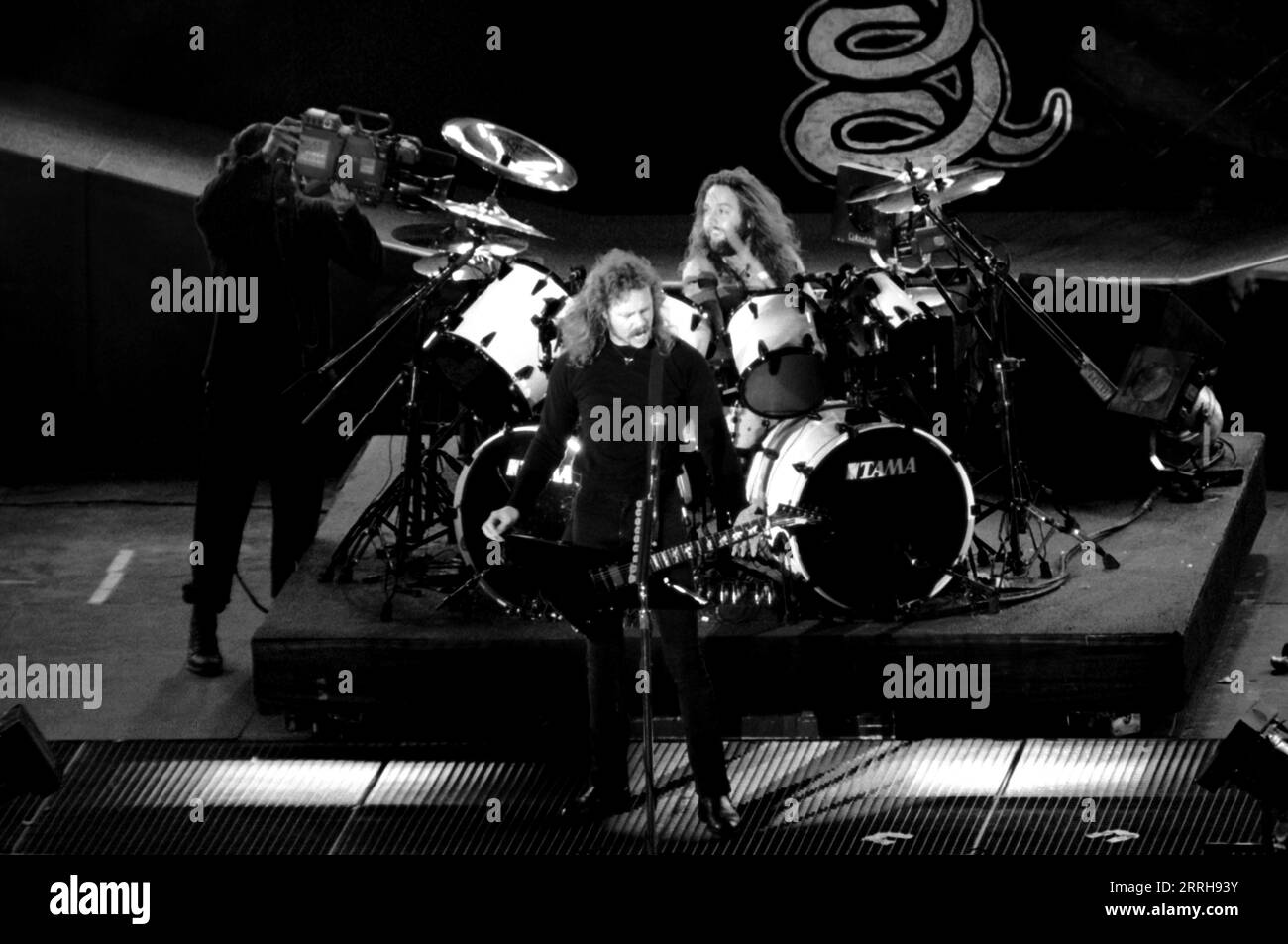 James hetfield lars ulrich 1993 hi-res stock photography and images - Alamy