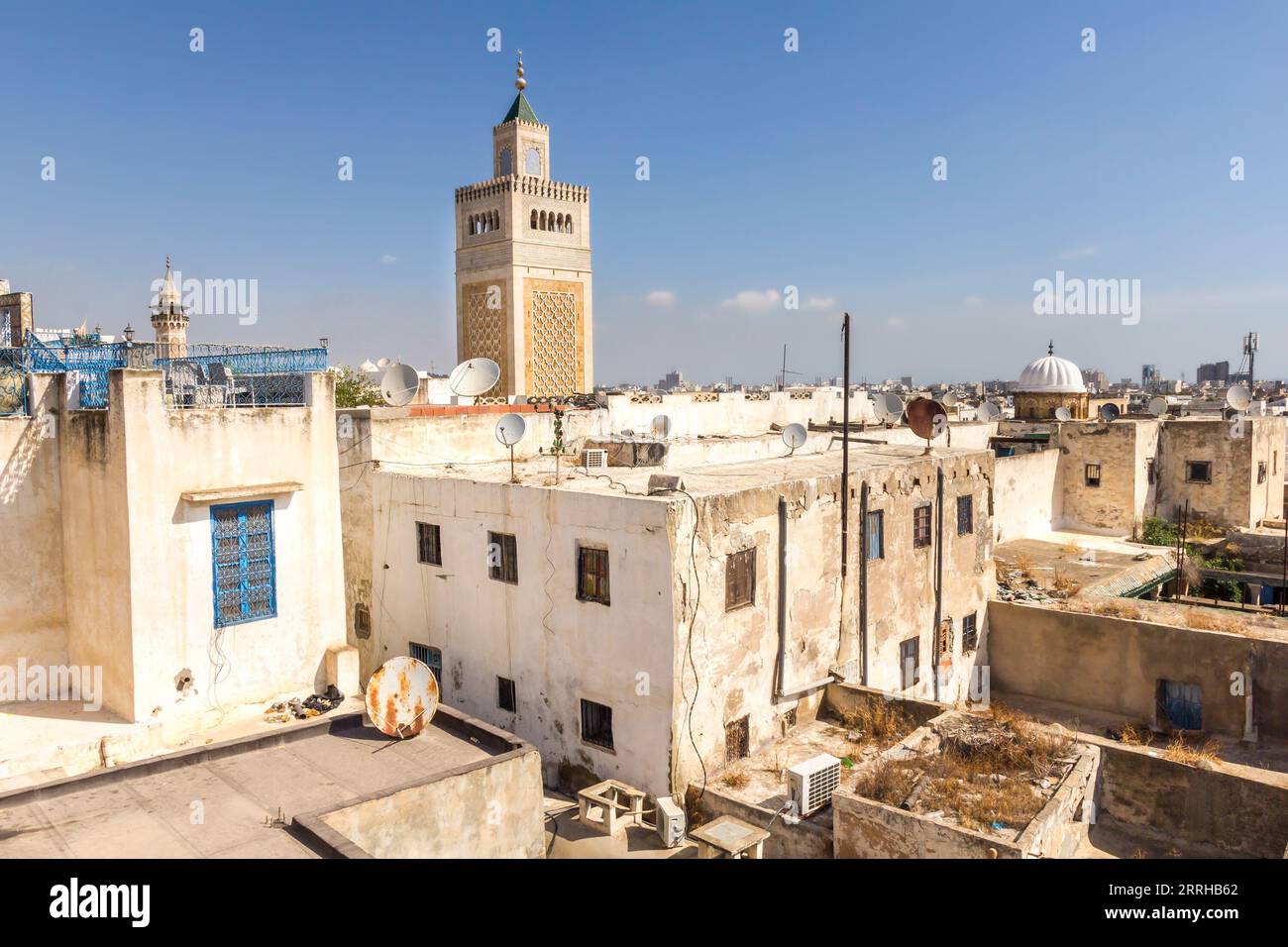 Aerial street tunis hi-res stock photography and images - Alamy