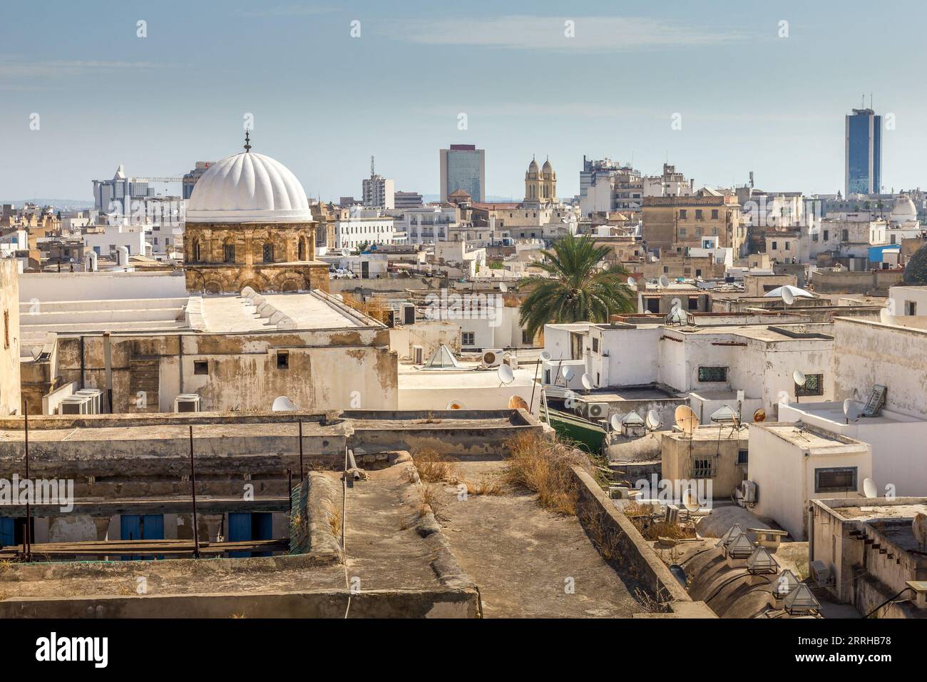 Tunis aerial hi-res stock photography and images - Alamy