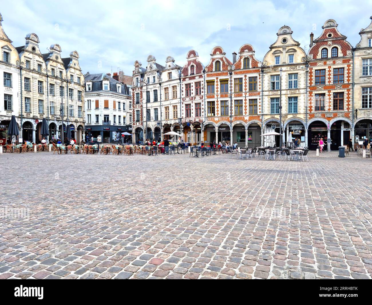 Arras, France - 10 June, 2022: People enjoying the terraces in the ...
