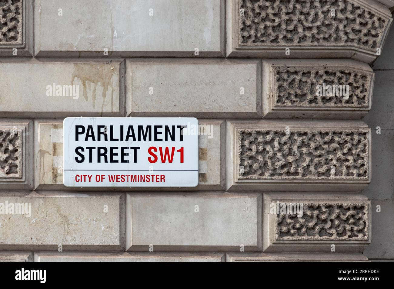 Bustling thoroughfare hi-res stock photography and images - Alamy