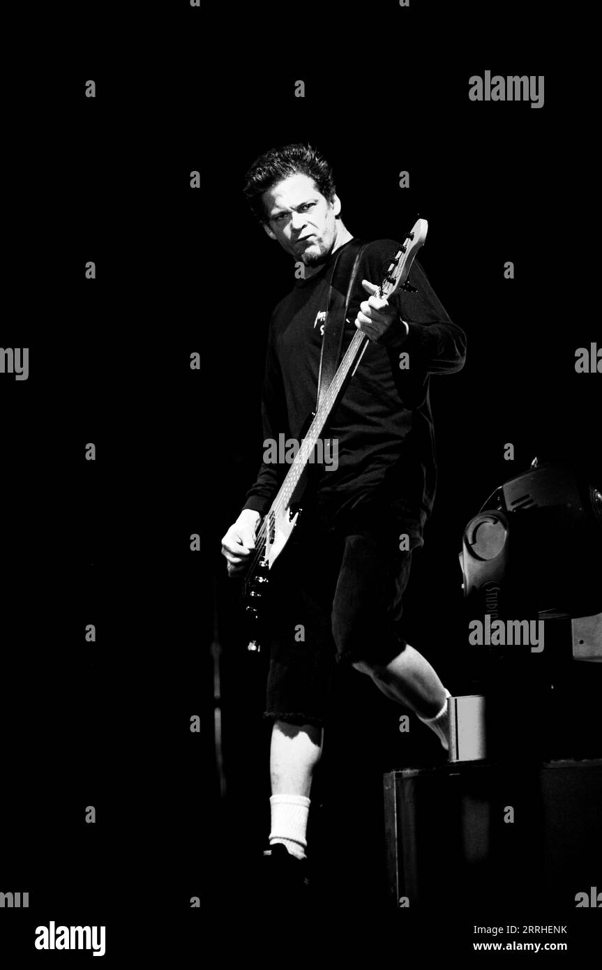 James hetfield heavy metal group metallica Black and White Stock Photos ...