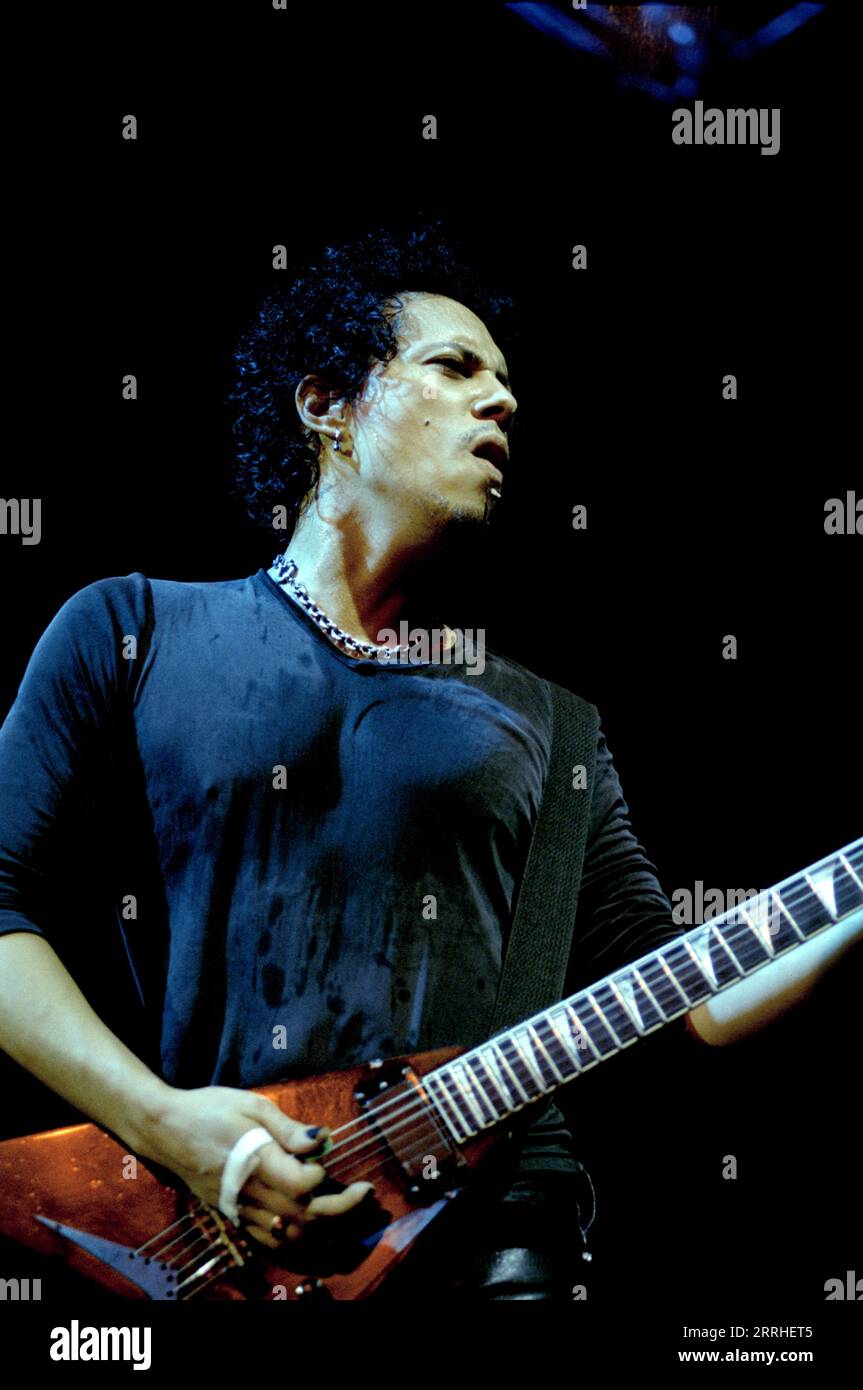 Kirk hammett 1996 hi-res stock photography and images - Alamy