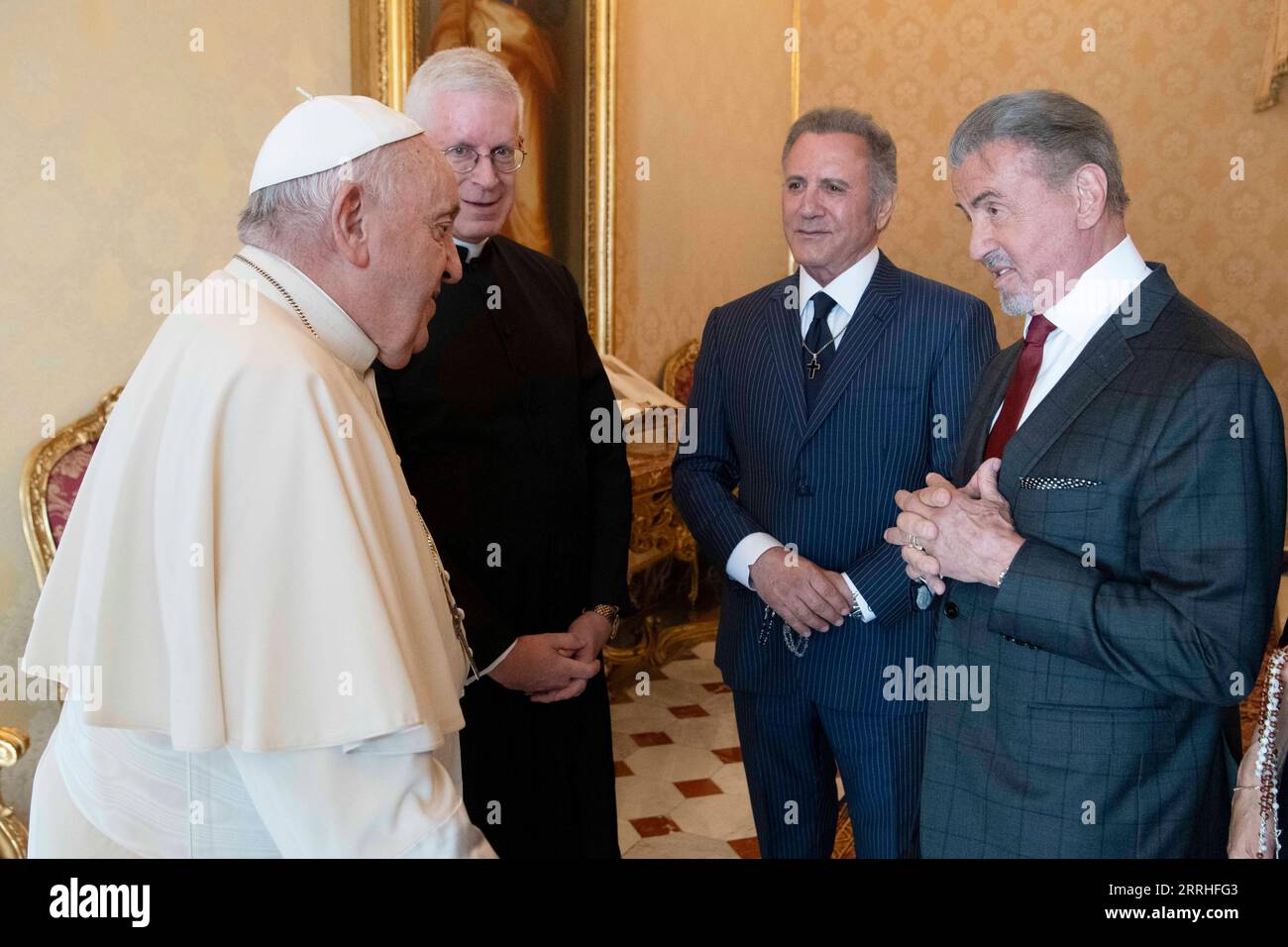 Sylvester stallone pope francis hi-res stock photography and images - Alamy