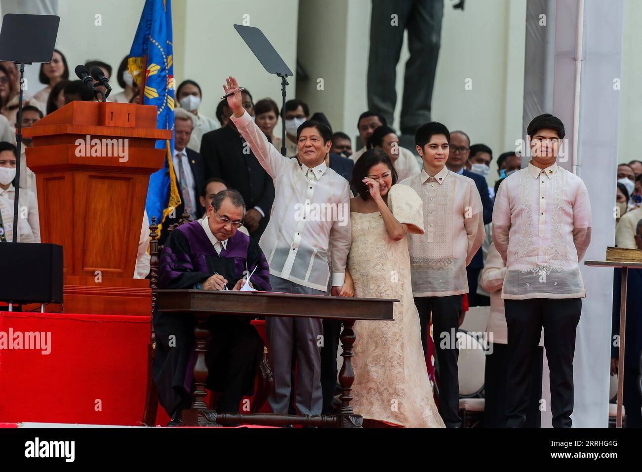 220630 -- MANILA, June 30, 2022 -- Ferdinand Romualdez Marcos attends ...