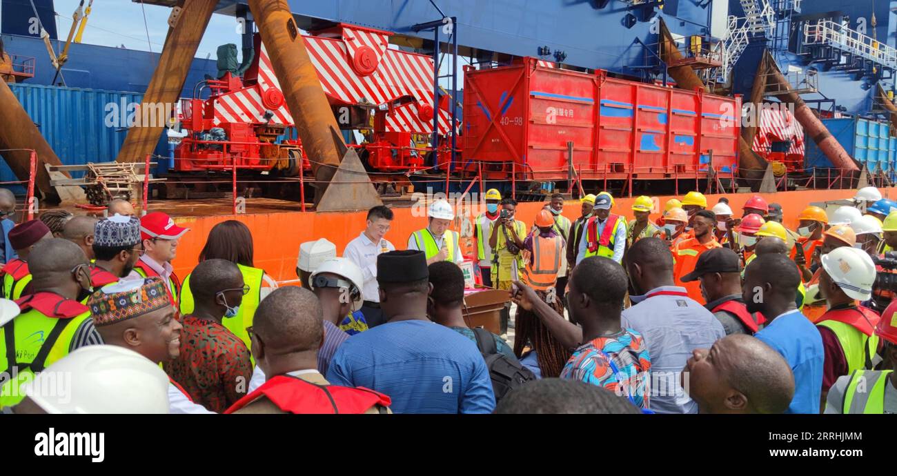 Nigeria people by ship hi-res stock photography and images - Alamy