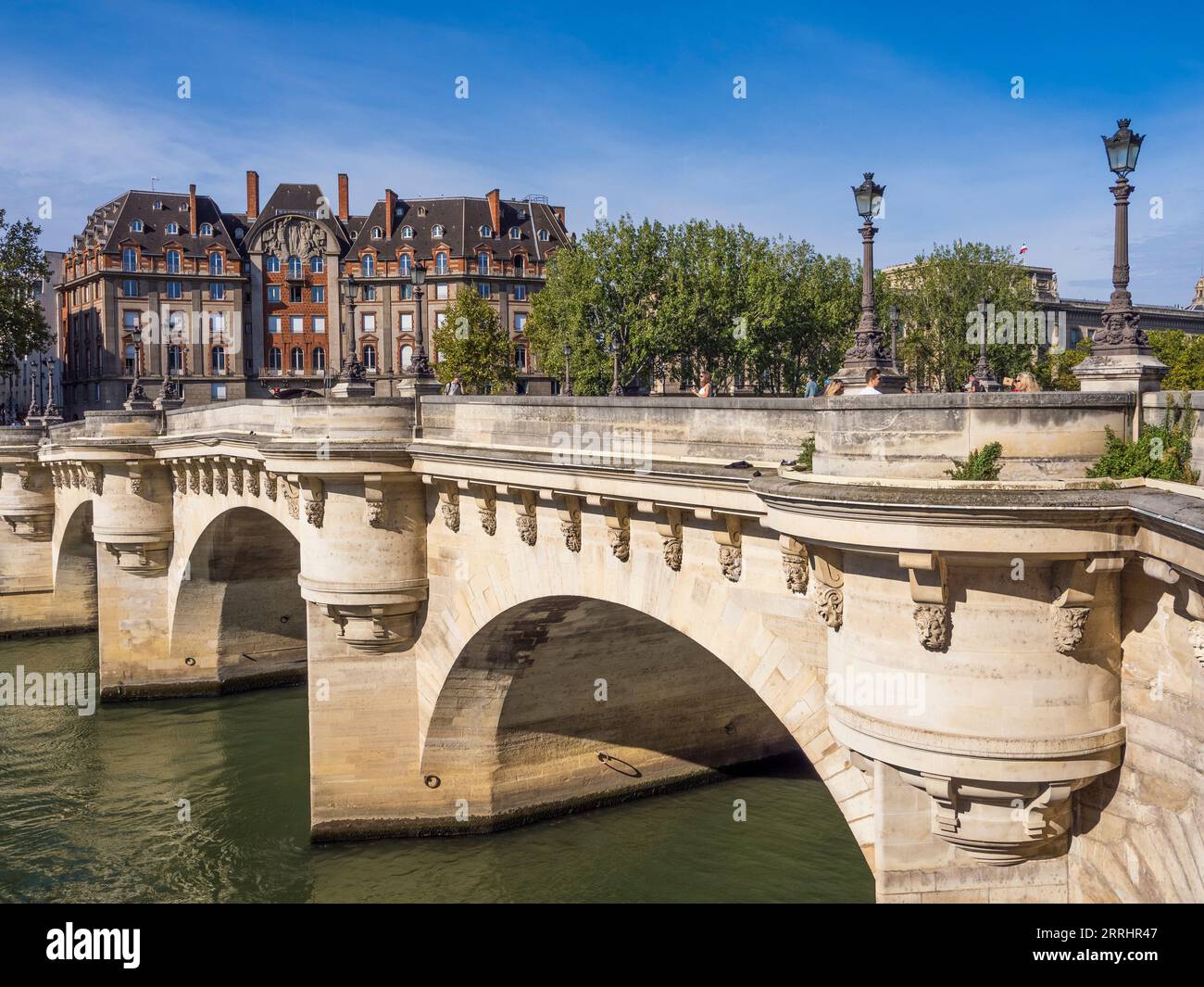 Pont Neuf, New Bridge, (oldest bridge in Paris) River Seine, Paris ...