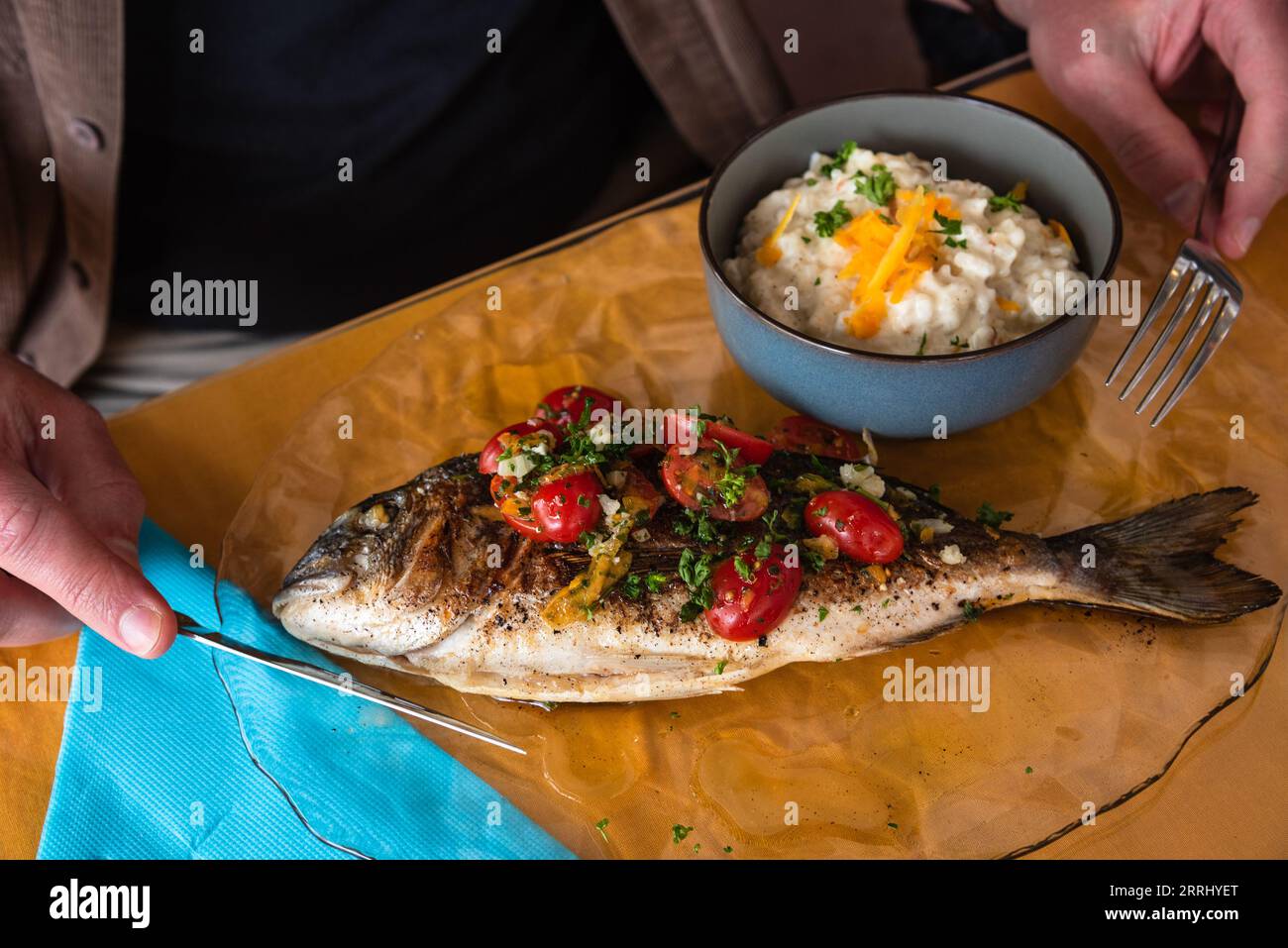 Fish plate grilled table seaside hi-res stock photography and images ...