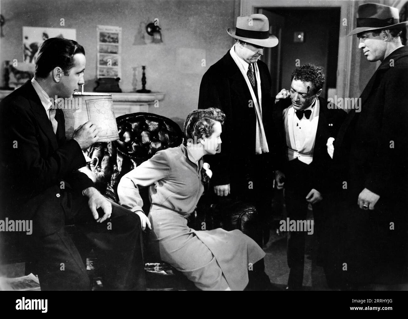 HUMPHREY BOGART MARY ASTOR BARTON MacLANE PETER LORRE and WARD BOND in ...