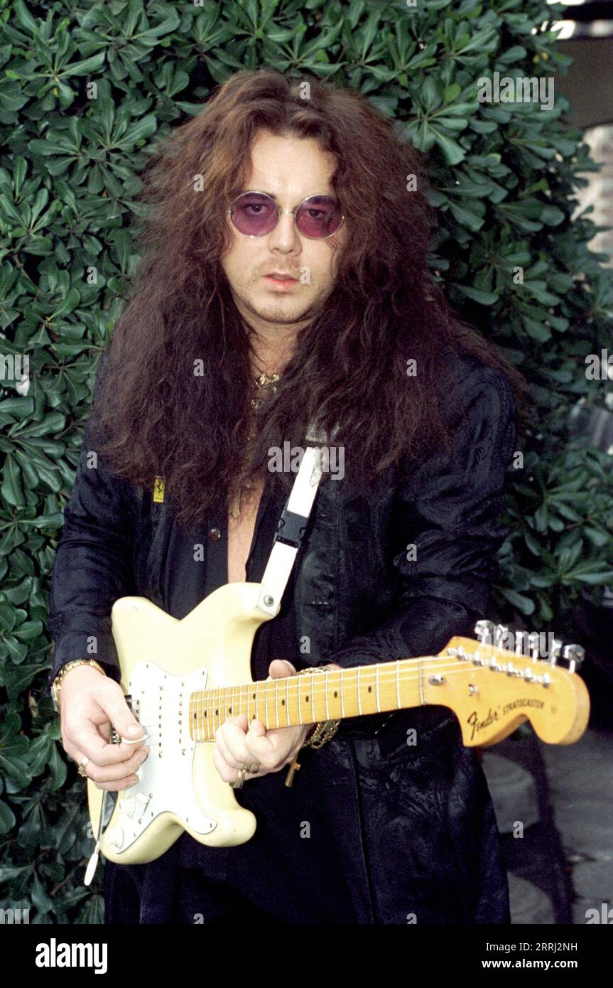 Malmsteen 1995 hi-res stock photography and images - Alamy