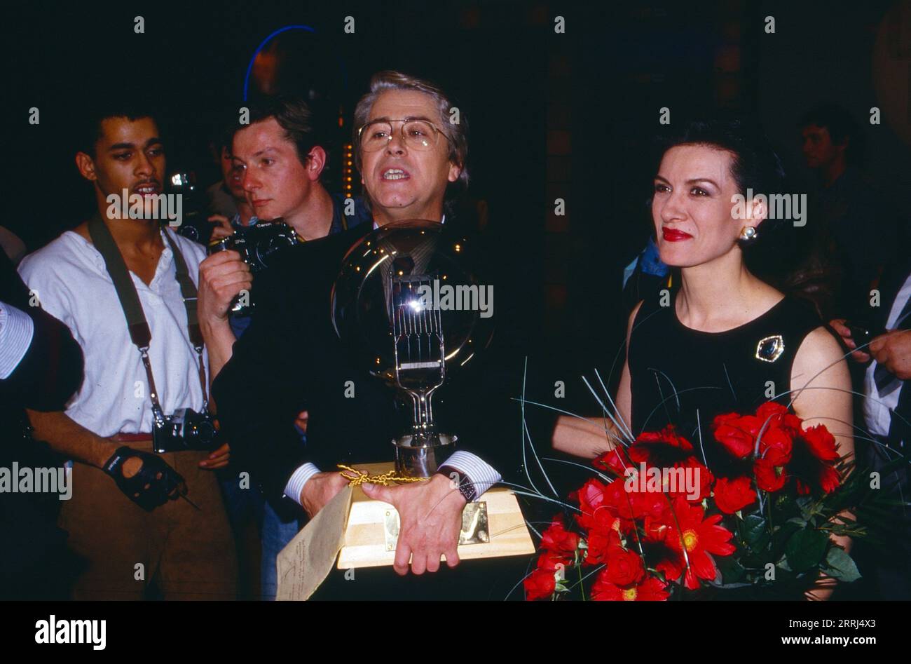 Paloma Picasso, spanisch französische Designerin, mit Moderator Frank ...
