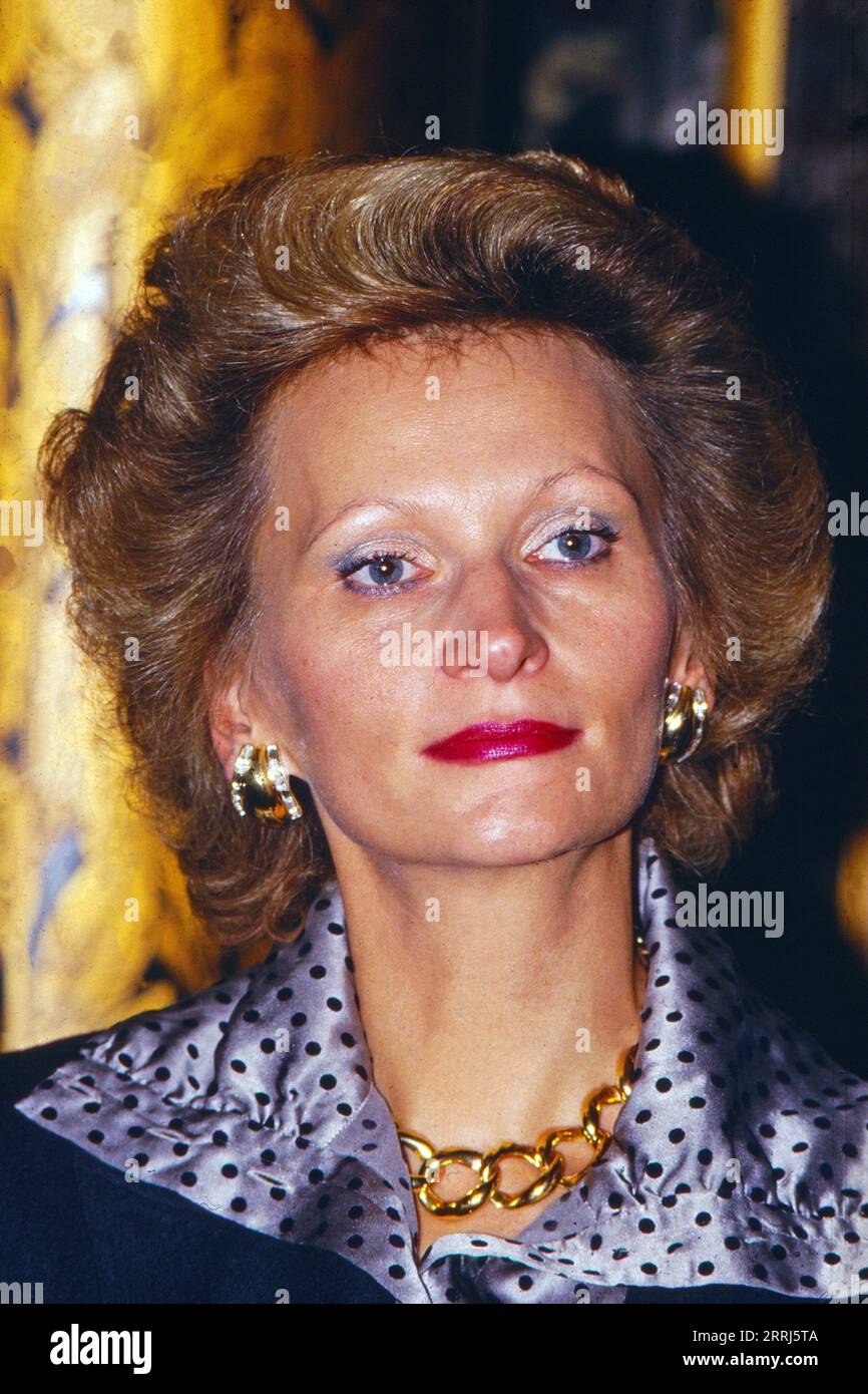 Lebensgefahrtin von franz beckenbauer hi-res stock photography and ...