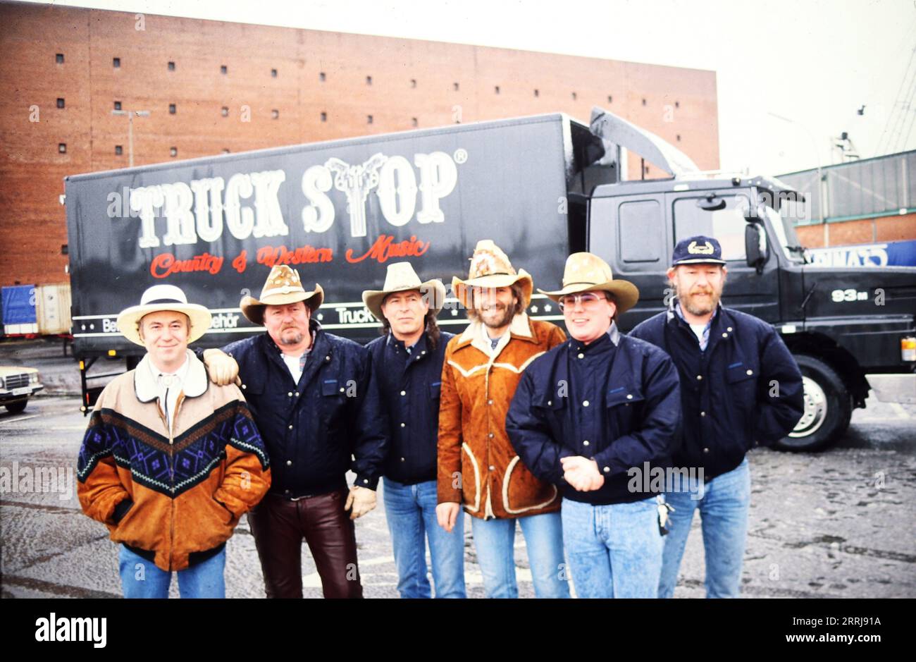 Truck Stop, deutsche Country Band, vor ihrem Tournee LKW, Deutschland ...
