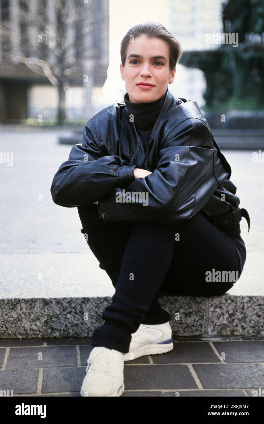 Katarina Witt Hi Quality 10x8 Inch Photo Katwit001