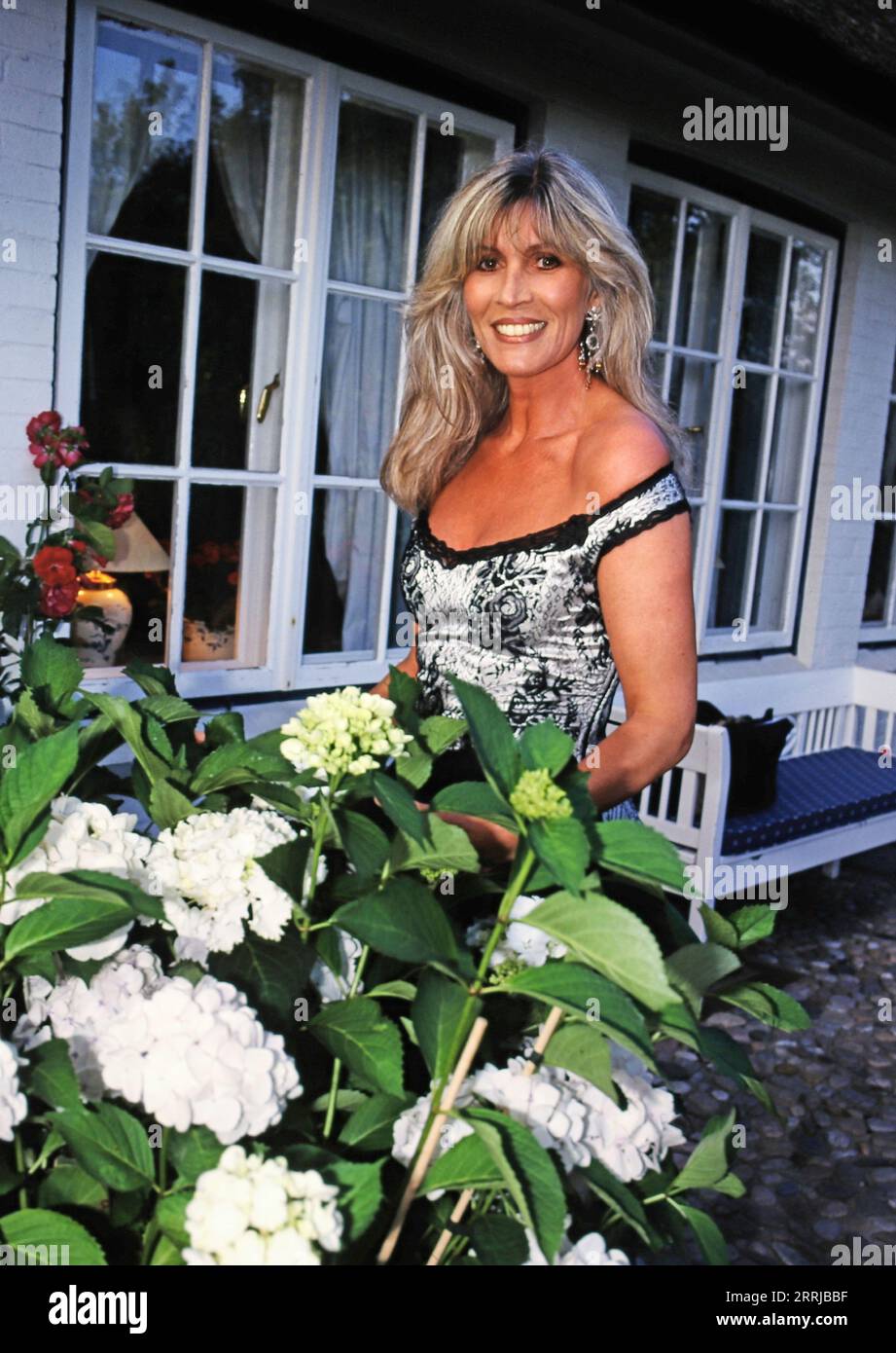 Ehefrau von gunter netzer hi-res stock photography and images - Alamy