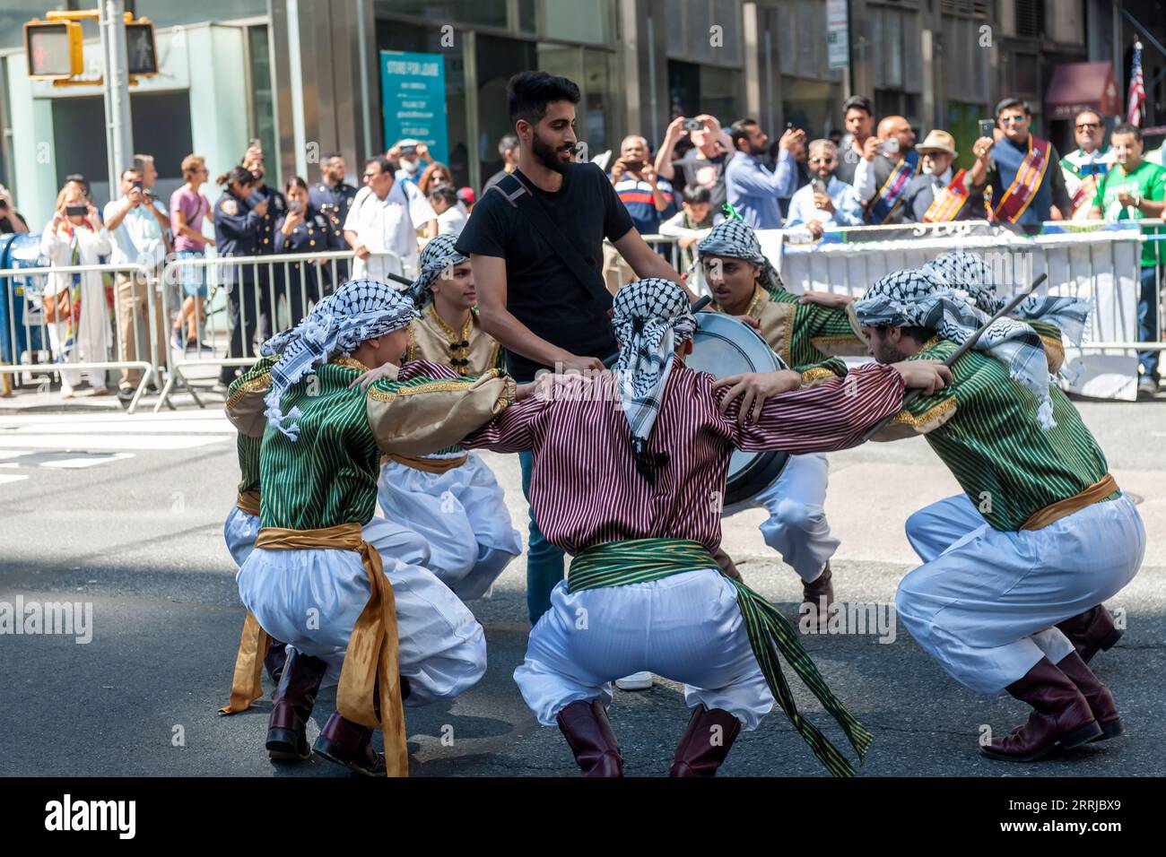 Pakistani-Americans and their supporters march on Madison Avenue in New ...
