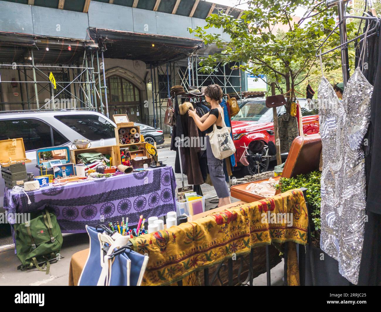 Brooklyn stoop sale hi-res stock photography and images - Alamy