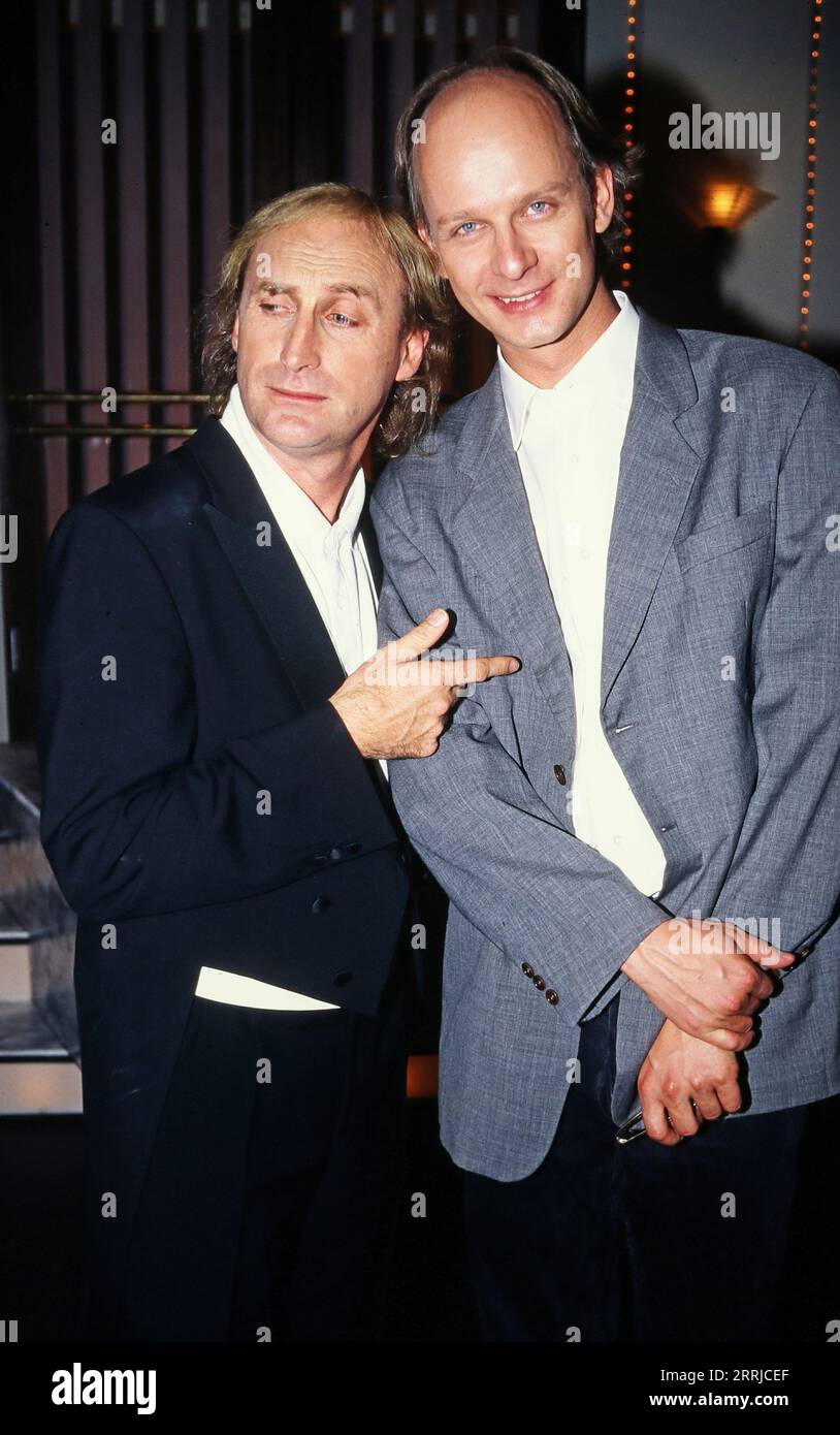 Otto Waalkes, deutscher Komiker mit Kabarettist Rüdiger Hoffmann, circa ...