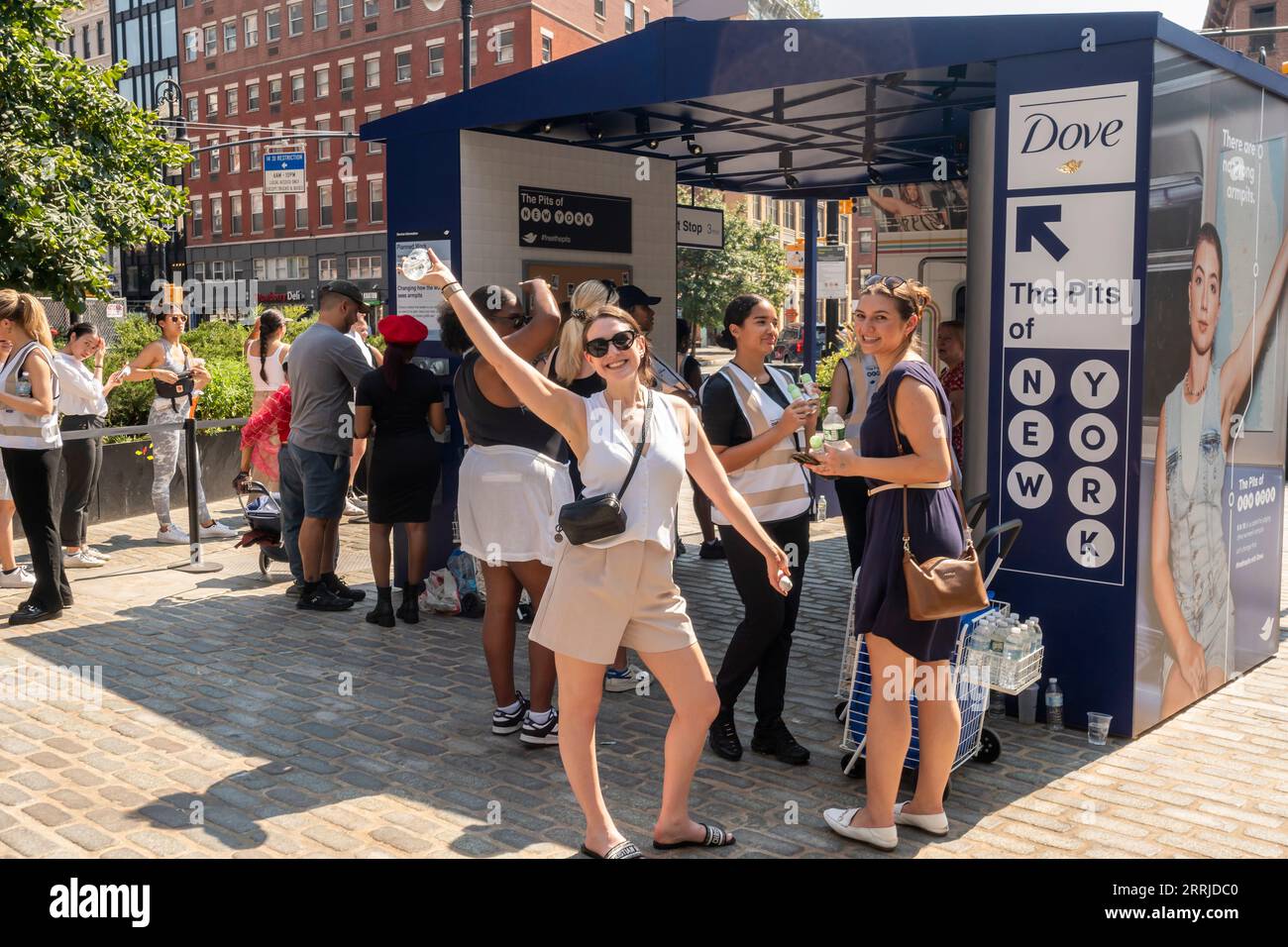 Brand activation in the Meatpacking District in New York for Dove brand ...