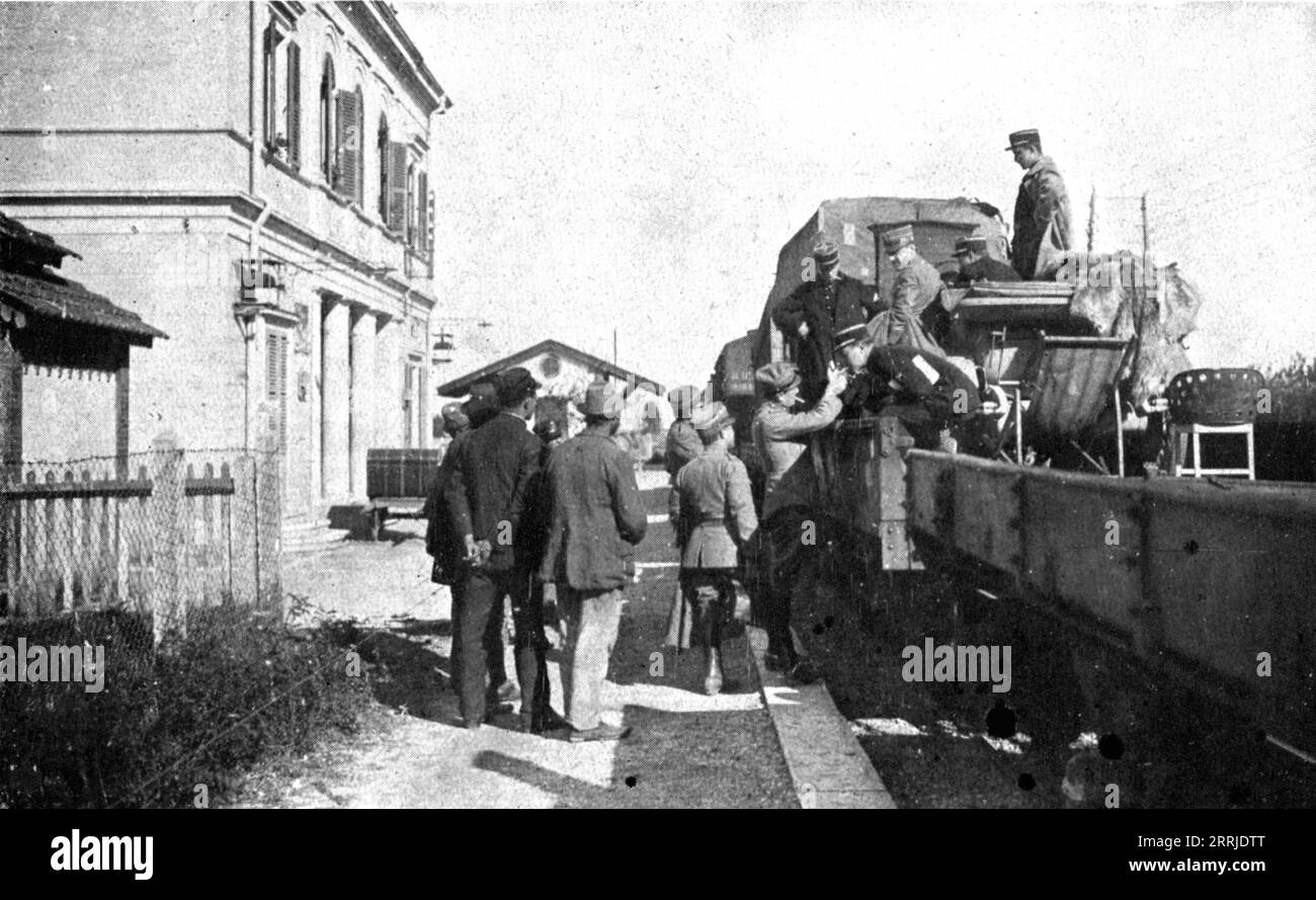 Ww1 logistics support Black and White Stock Photos & Images - Alamy