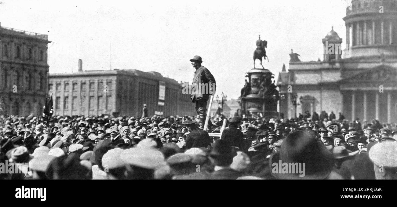 Propaganda de lenin Black and White Stock Photos & Images - Alamy