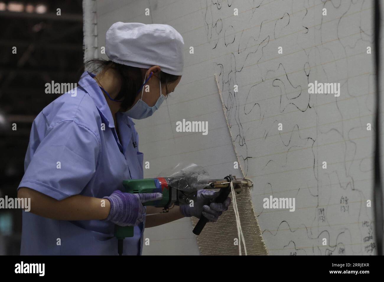 Xining factory hi-res stock photography and images - Alamy