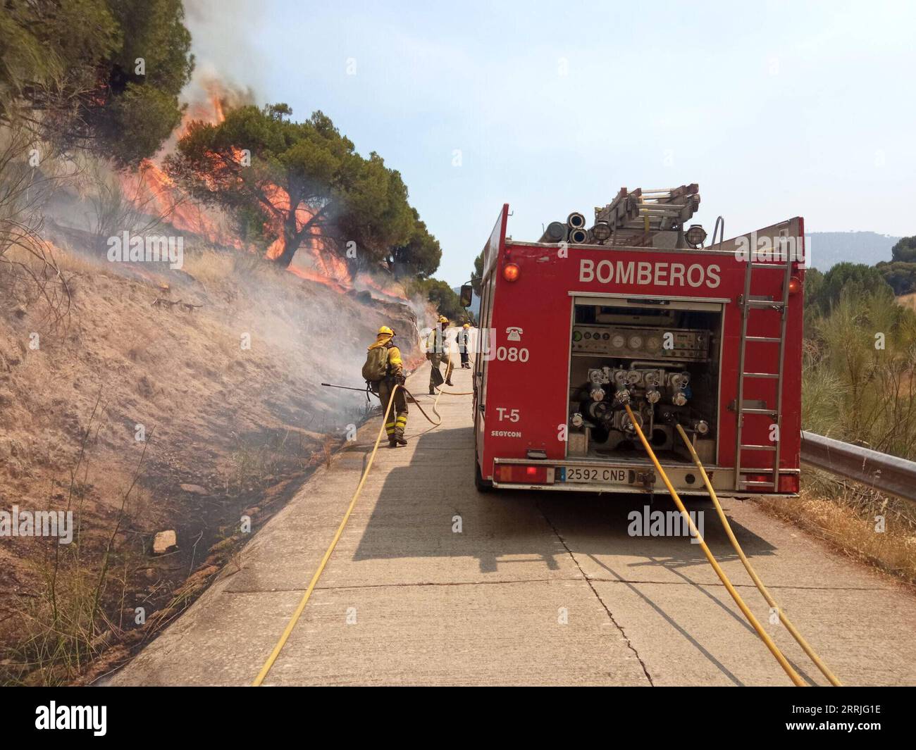 Spain heatwave wildfires hi-res stock photography and images - Alamy